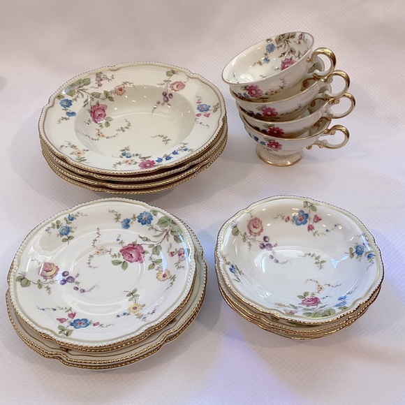 castleton china | Dining | Vintage Castleton Usa Sunnyvale Lot Of 4 ...